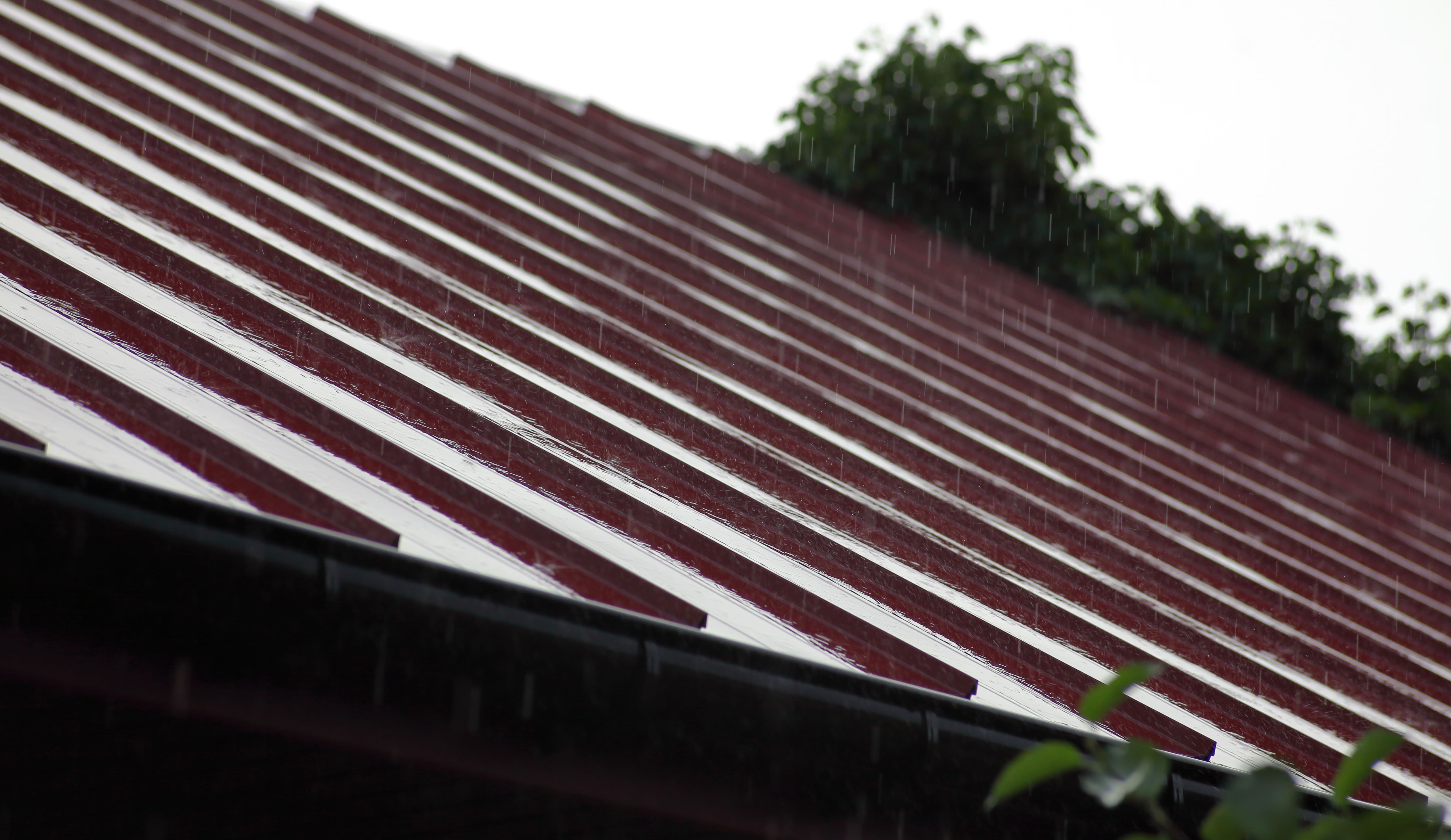 Tanya Ahli | Material Atap yang Cocok untuk Curah Hujan Tinggi